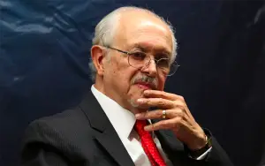 Top 20+ Famous Hispanic Scientists That You Should Know 2024