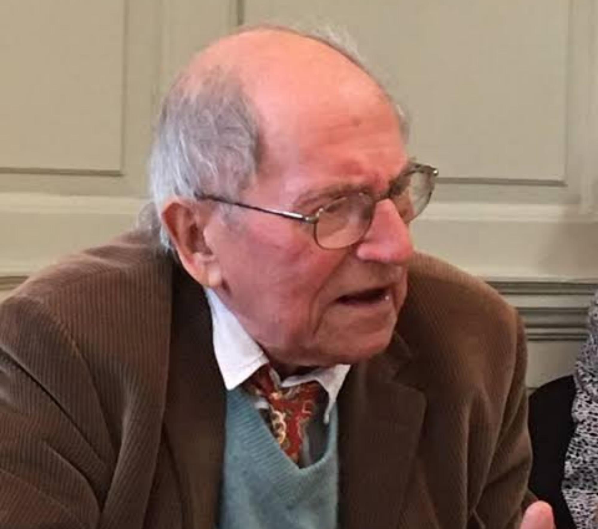 Top 19 Famous Political Scientists That You Should Know 2025