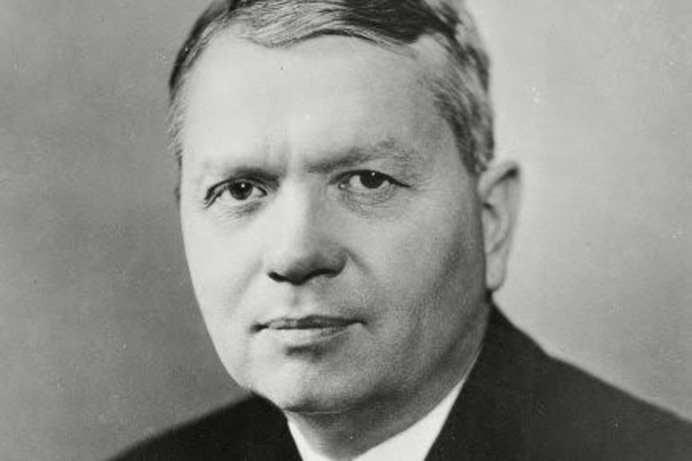 Top 20+ Famous Chemistry Scientists You May Want To Know 2024