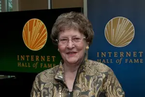 18 Famous Female Computer Scientists That You Should Know 2025