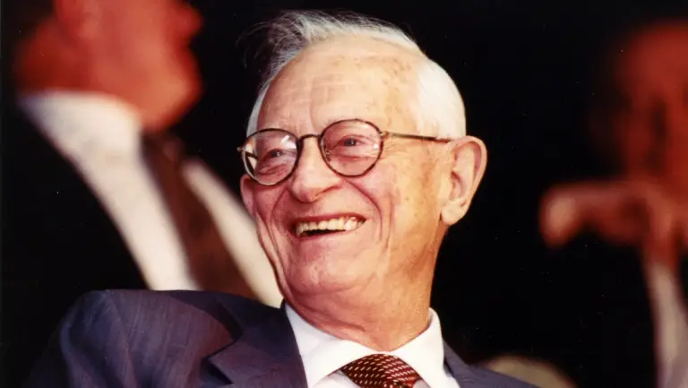 Top 15 Famous Pacific Islander Scientists You Should Know 2025