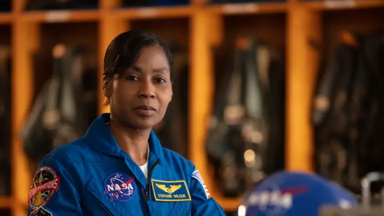 Top 30+ Famous Black Woman Scientists That You Should Know 2025
