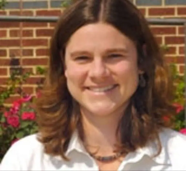 Top 17 Famous Disabled Scientists That You Should Know 2024