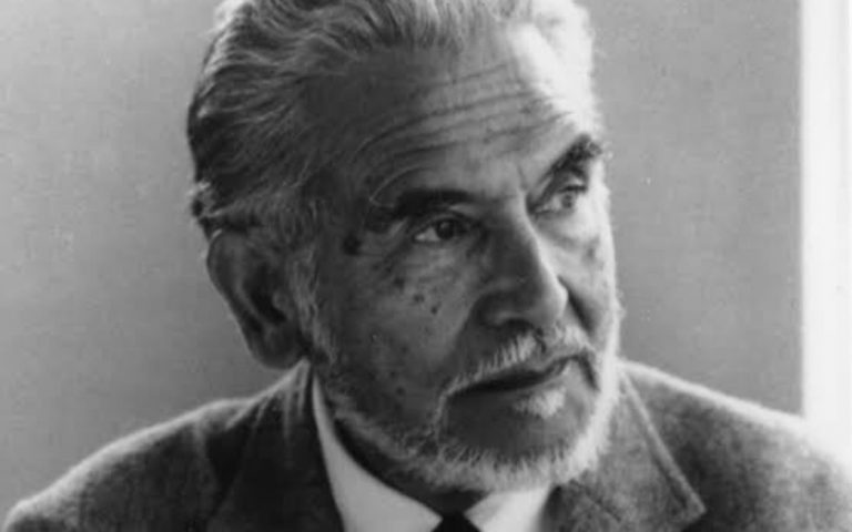 Top 18 Famous Latino Scientists That You Should Know 2024