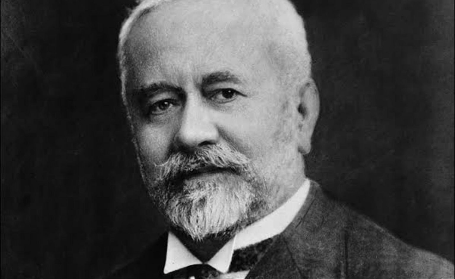 Top 20+ Famous French Scientists That You Should Know 2025