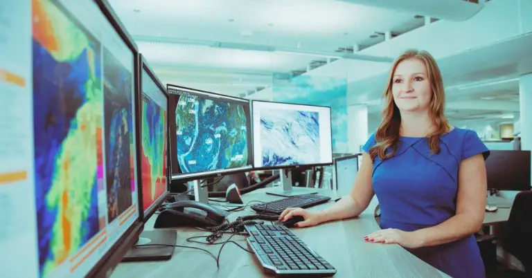 10 Highest Paying Meteorology Jobs to Consider 2025