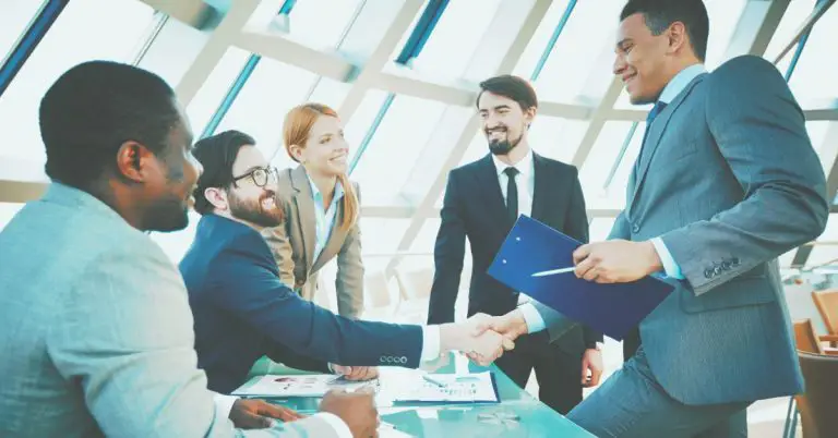 10 Highest Paying Jobs For Business Administration Majors to Consider 2026