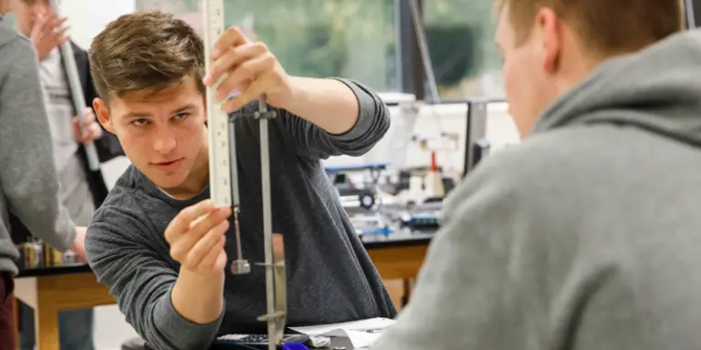 25 Best Biophysics Schools In The US 2025