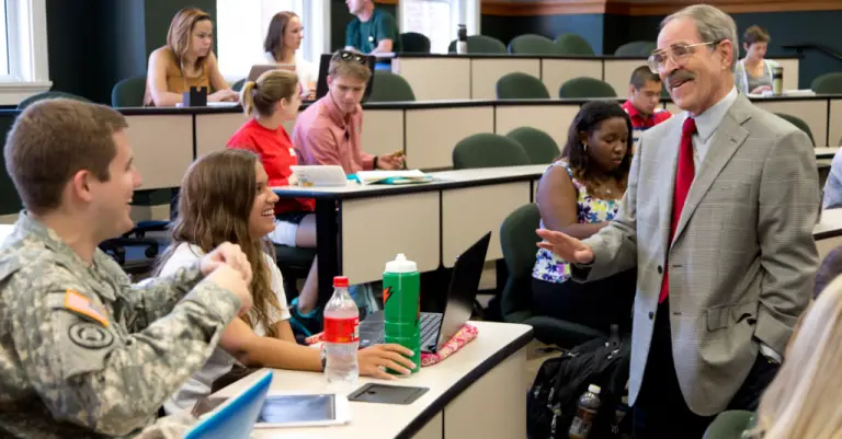 25 Best Schools For International Relations In The US 2025