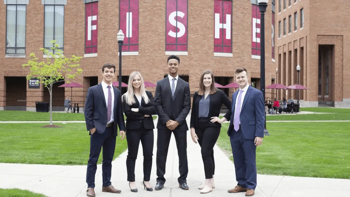 25 Best Schools For Insurance Degrees In The US 2025